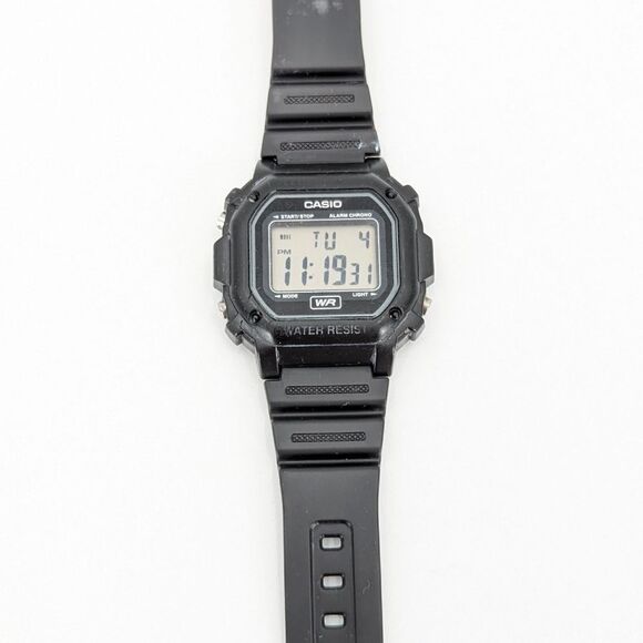Casio | Accessories | Casio Wr Vintage 9s Digital Watch Mens Black ...